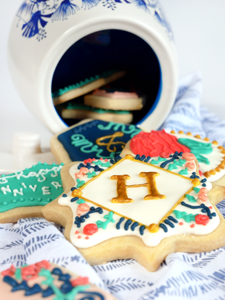Royal Icing Decorated Cookies - Method, Tips, and Tricks