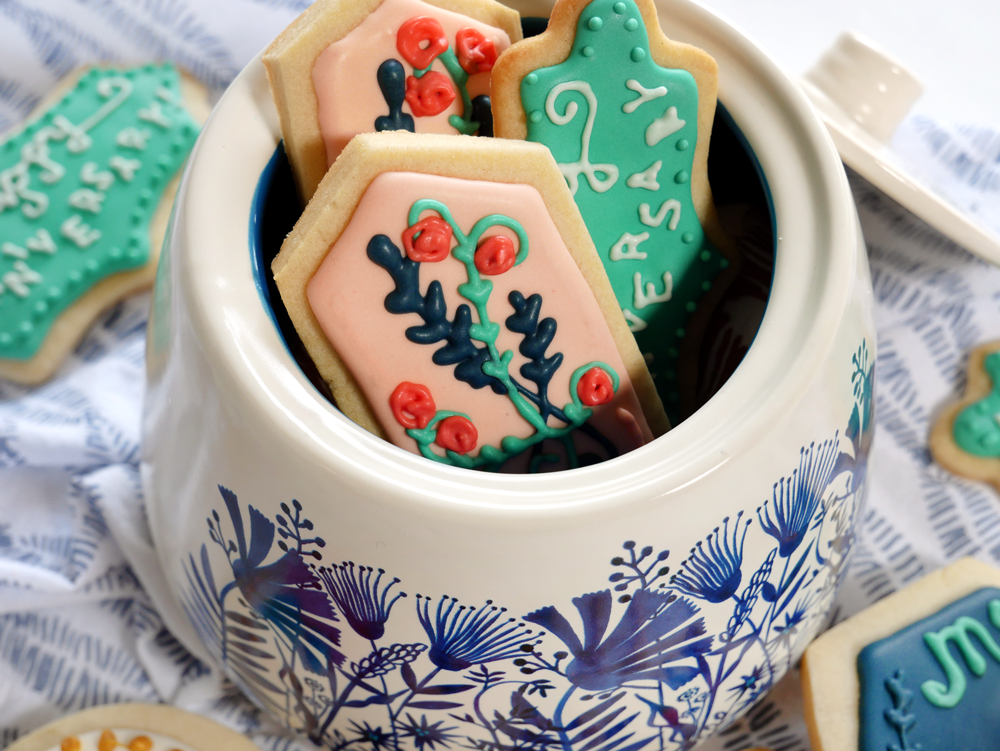 Royal Icing Decorated Cookies - Method, Tips, and Tricks